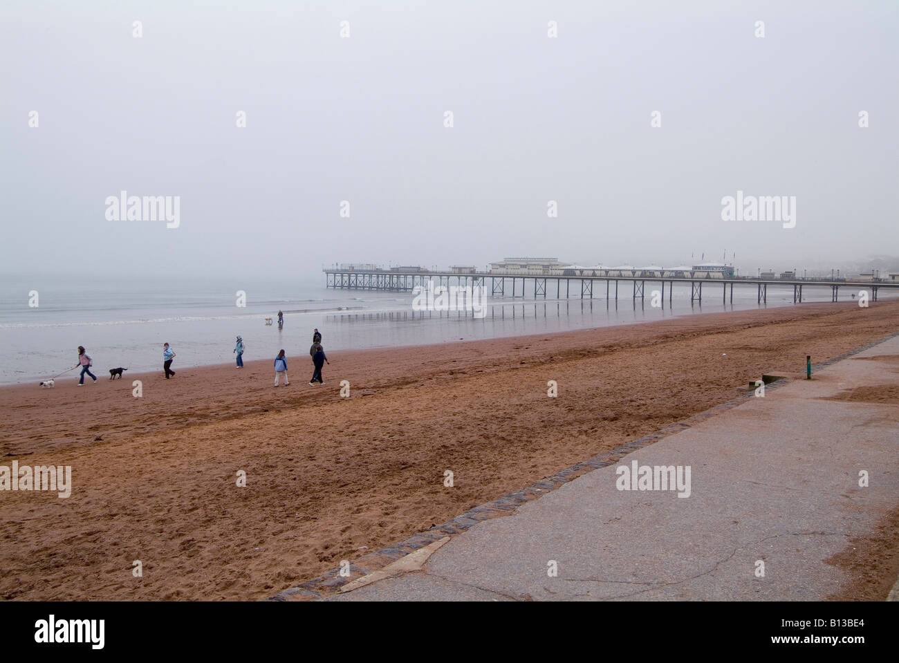 Paignton seafront hi-res stock photography and images - Alamy