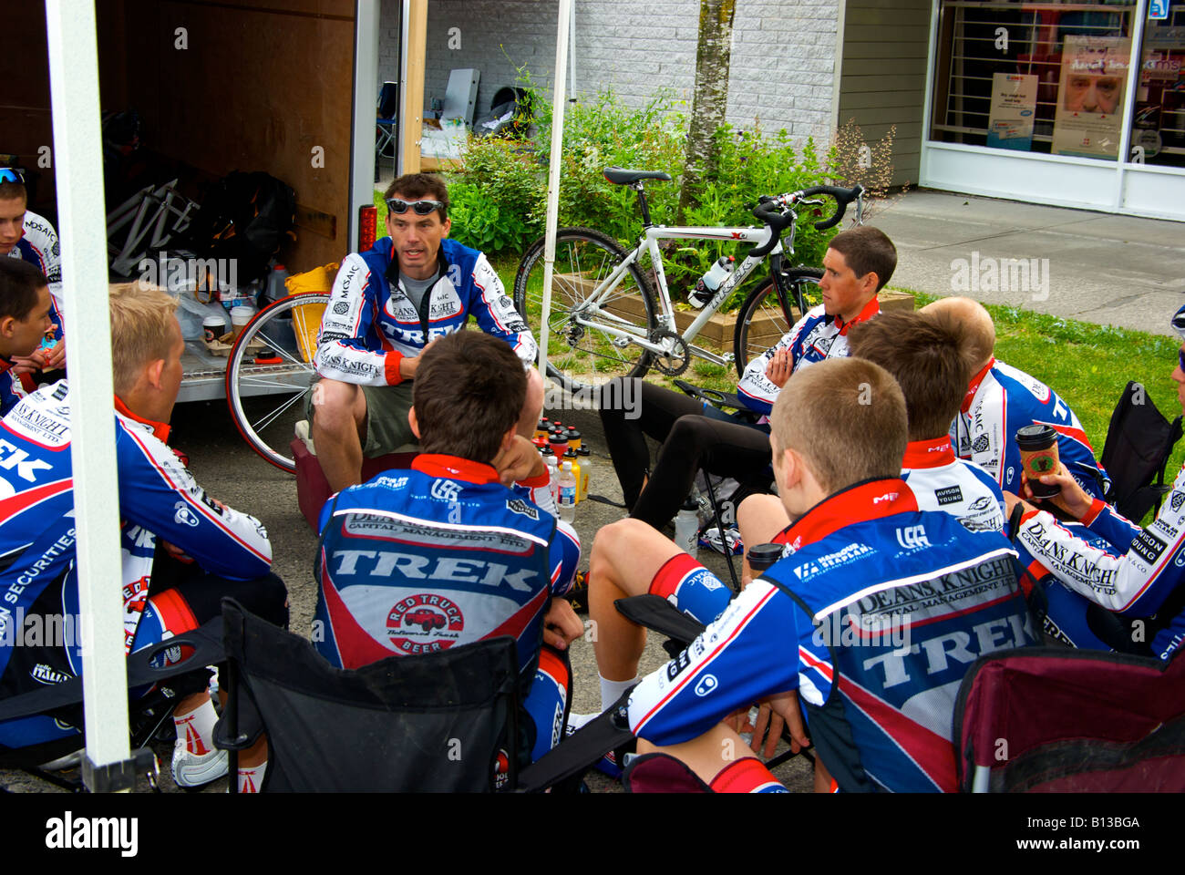 Team elite hi-res stock photography and images - Alamy