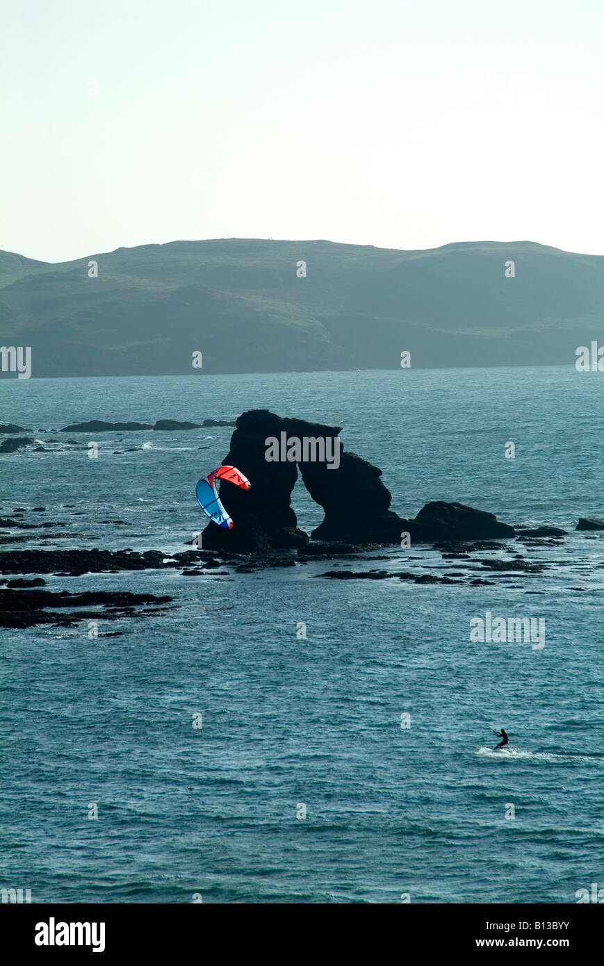 Thurlestone rock cliffs devon england hi-res stock photography and ...