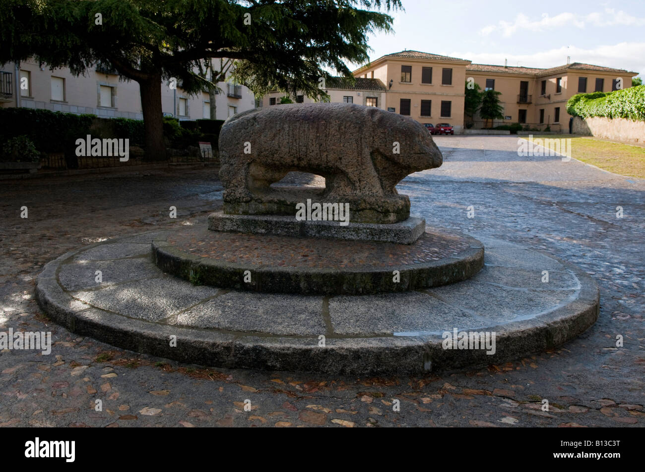 Verraco Iron Age, stone boar, Ciudad Rodrigo, Spain Stock Photo - Alamy