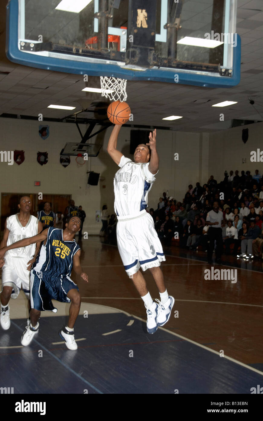 High school basketball game Stock Photo - Alamy