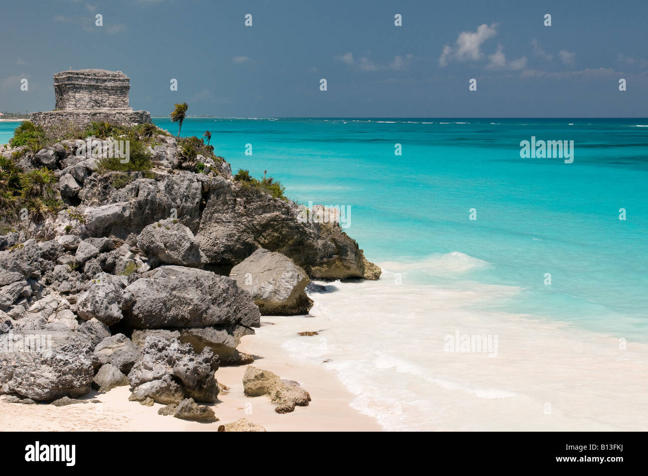 Mayan ruins and beach at Tulum Mexico Stock Photo - Alamy