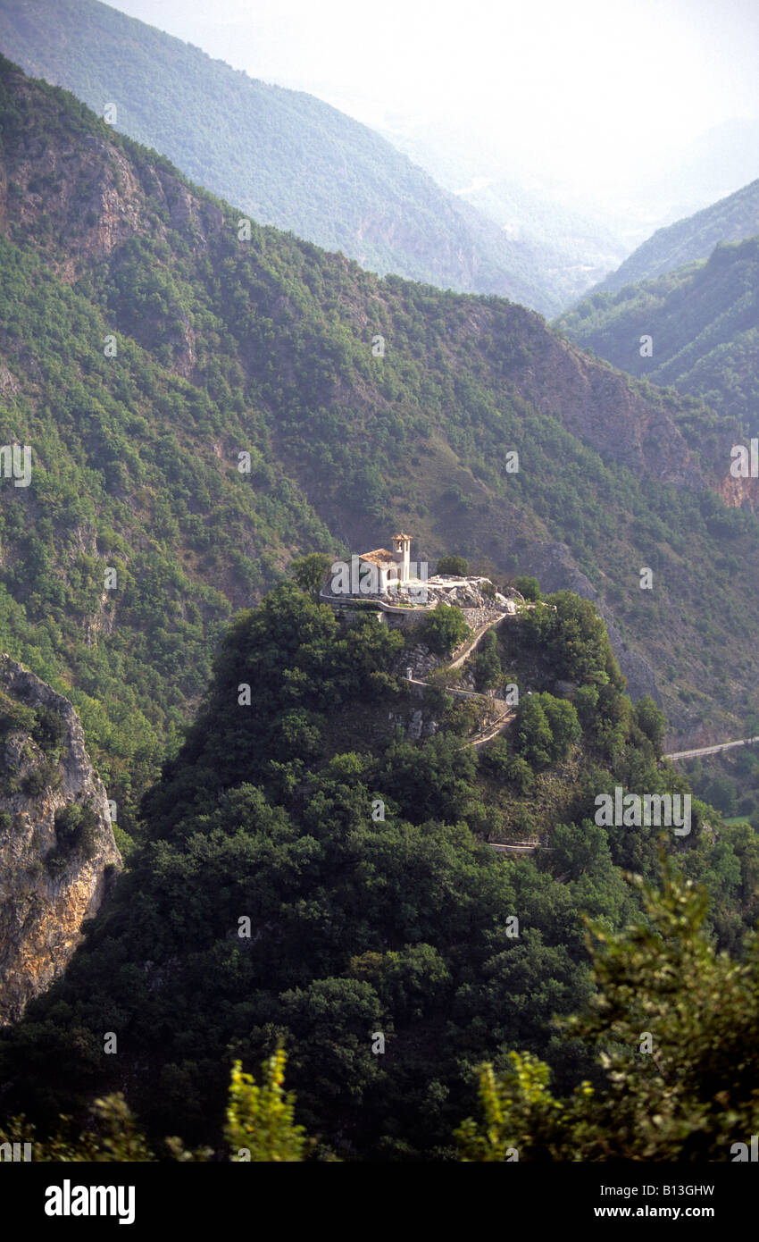 italy umbria valnerina roccaporena Stock Photo - Alamy