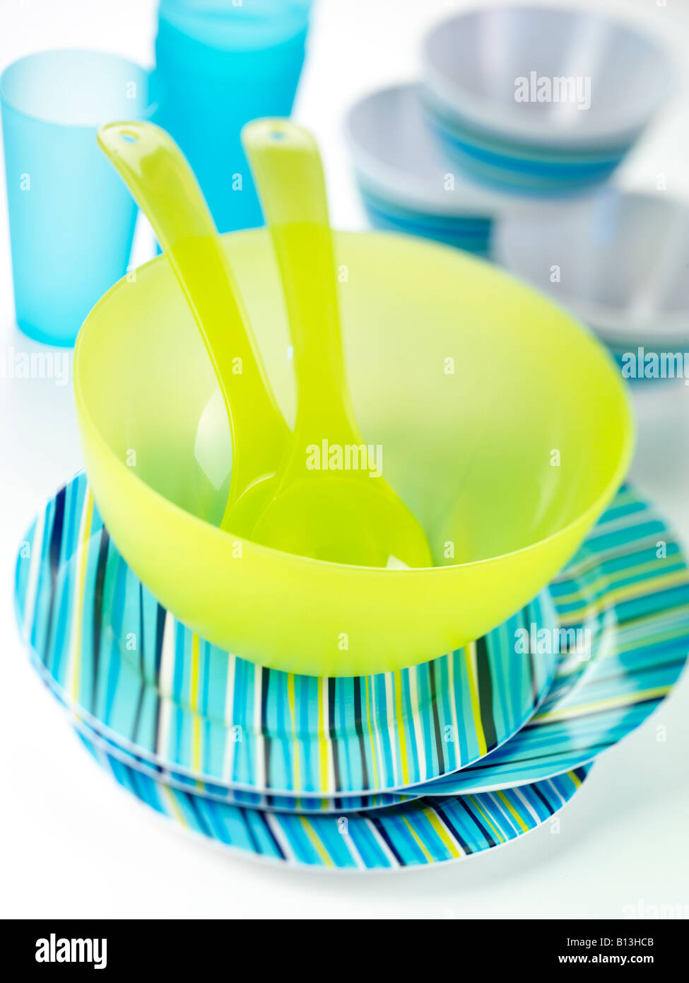 PLASTIC PICNIC TABLEWARE Stock Photo - Alamy