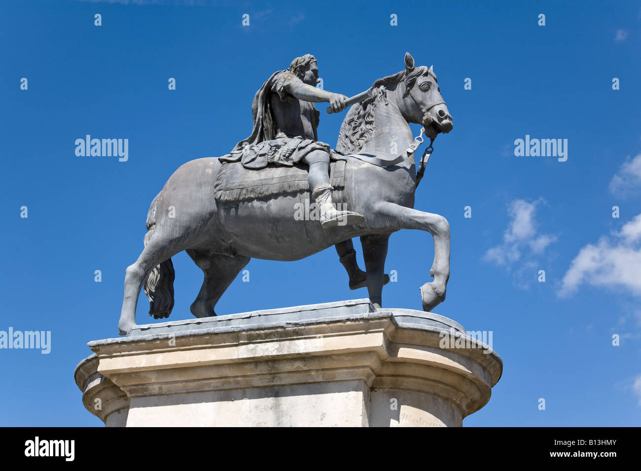 King william the third statue hi-res stock photography and images - Alamy