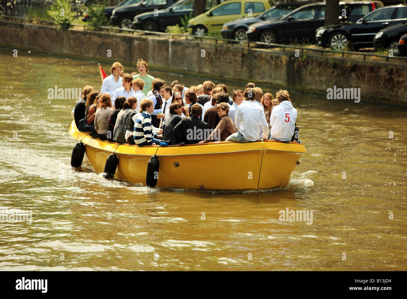 Solo cruise hi-res stock photography and images - Alamy