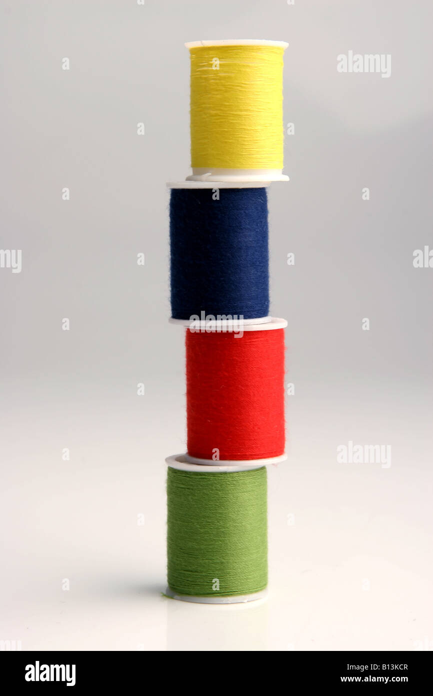 Metal thread pile hi-res stock photography and images - Alamy