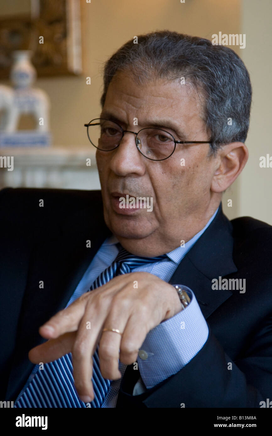 H.E. Mr . Amr Moussa The Secretary General of the League of Arab States ...
