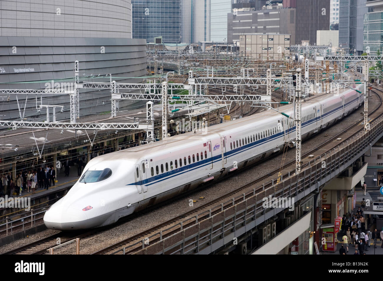 New N700 model of shinkansen bullet train train travels through central ...