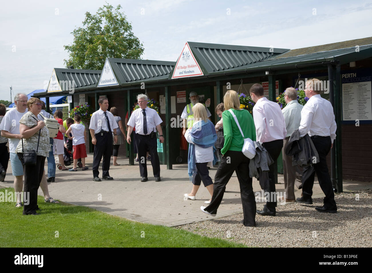 Perth race course scotland hi-res stock photography and images - Alamy