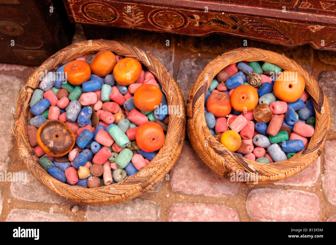 Jewellery market stall morocco hi-res stock photography and images - Alamy
