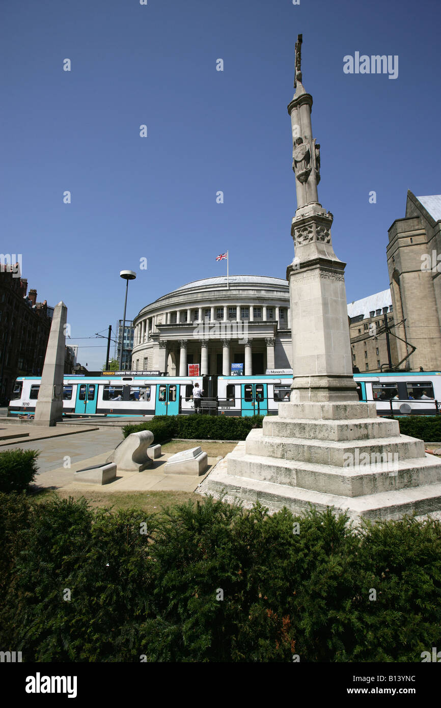 City of Manchester, England. St Peter’s Square with the Metrolink tram ...