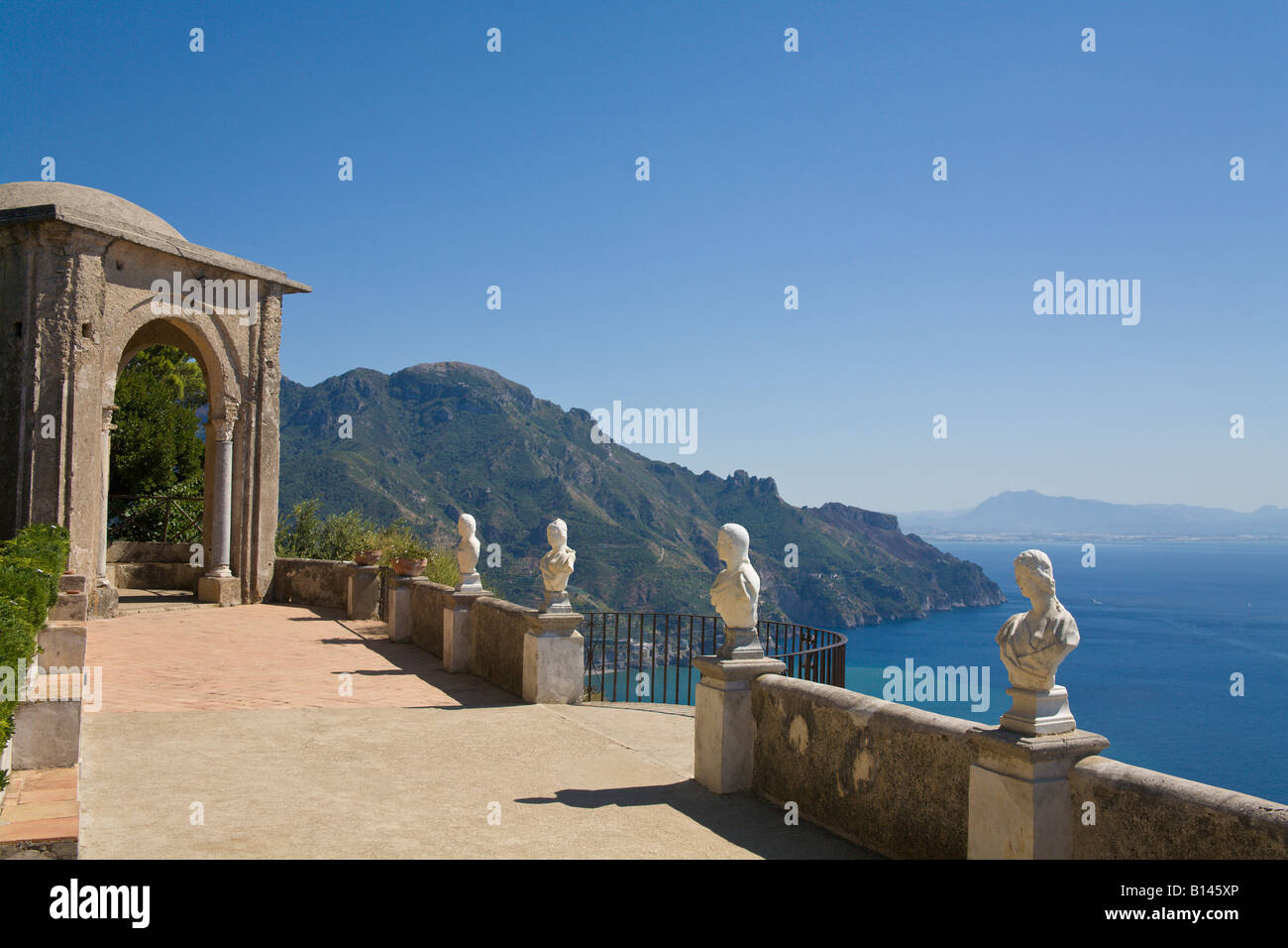 Villa cimbrone ravello italy eu hi-res stock photography and images - Alamy