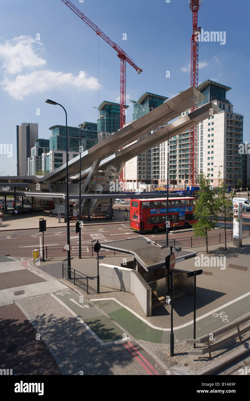 Vauxhall Cross Bus Interchange solar powered building and St Georges ...