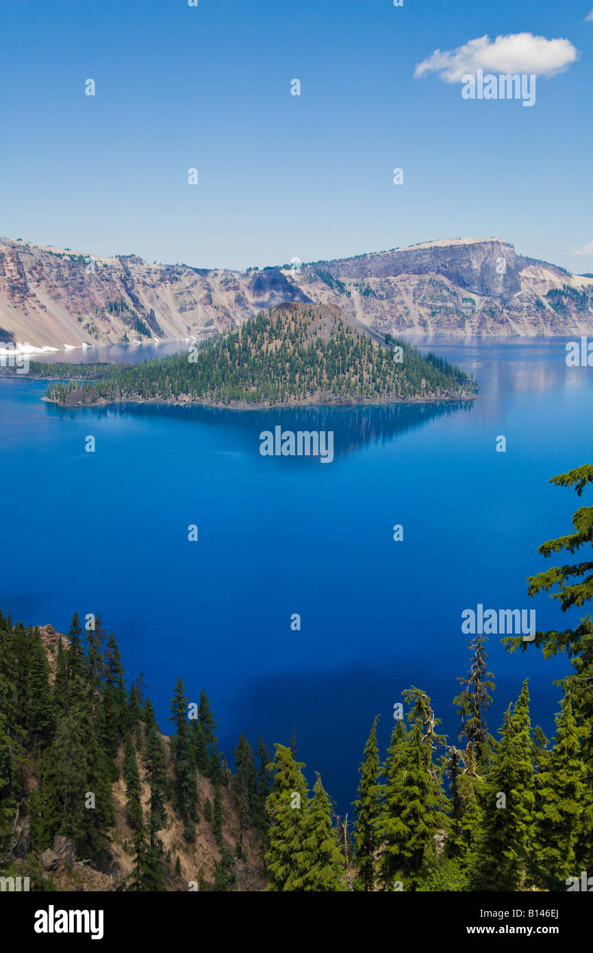 Wizard Island, Crater Lake National Park, Oregon, USA Stock Photo - Alamy