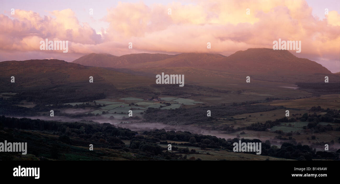 Sunrise on the Rhinogs, Snowdonia National Park. Wales Stock Photo - Alamy