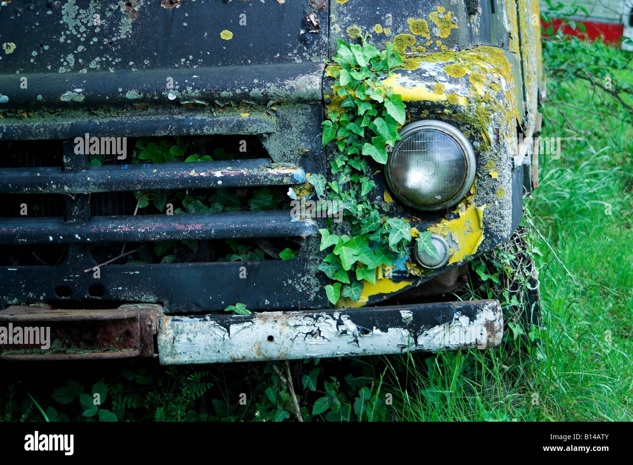 Old rusting van at roadside. Somerset Stock Photo - Alamy