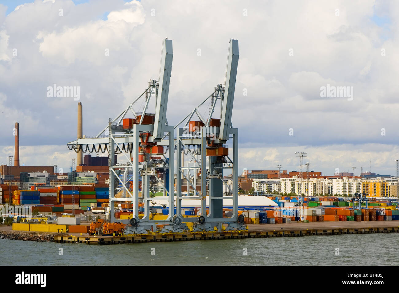 Trading dock hi-res stock photography and images - Alamy