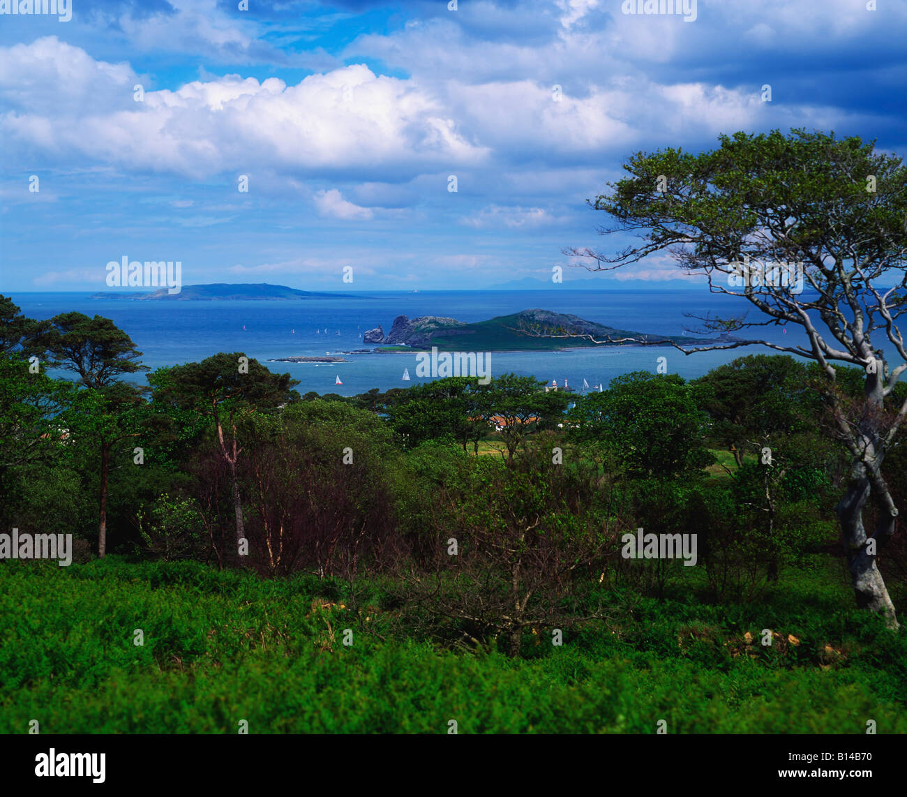 Island irelands eye view hi-res stock photography and images - Alamy