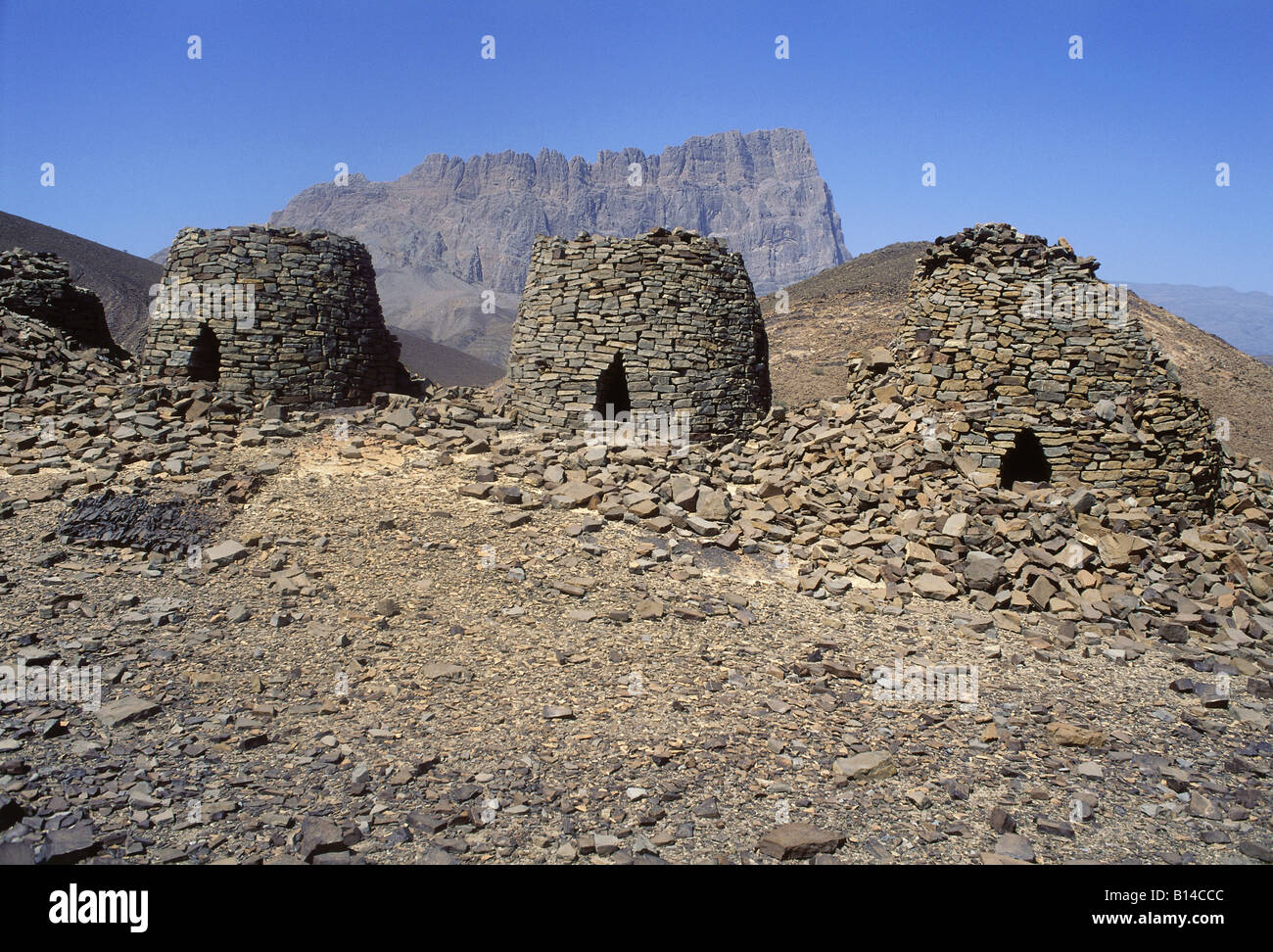 Stone castle interior hi-res stock photography and images - Alamy