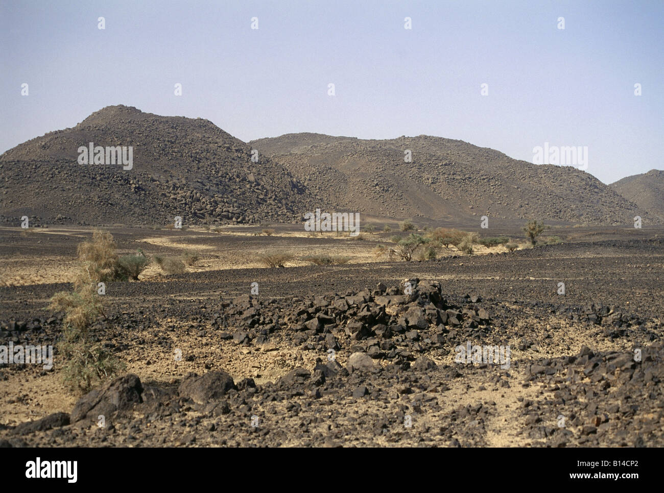 geography / travel, Sudan, landscapes, Bayuda Desert, Wadi at volcano ...