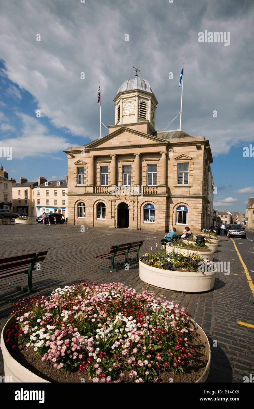Kelso market square hi-res stock photography and images - Alamy