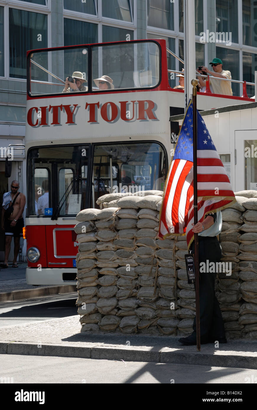 Border checkpoint europe police hi-res stock photography and images - Alamy