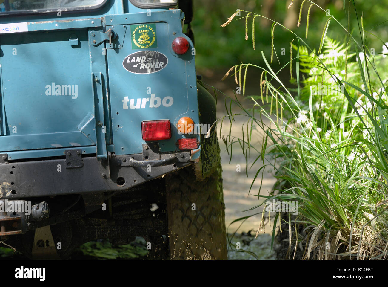 Land Rover Defender 90 TD competing at the ALRC National 2008 RTV Trial ...