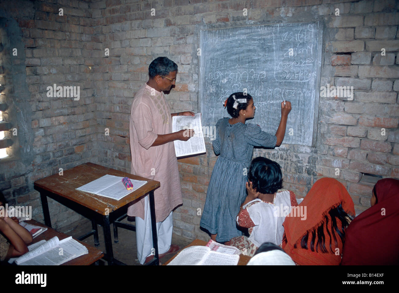 classroom rural Bangladesh Stock Photo - Alamy
