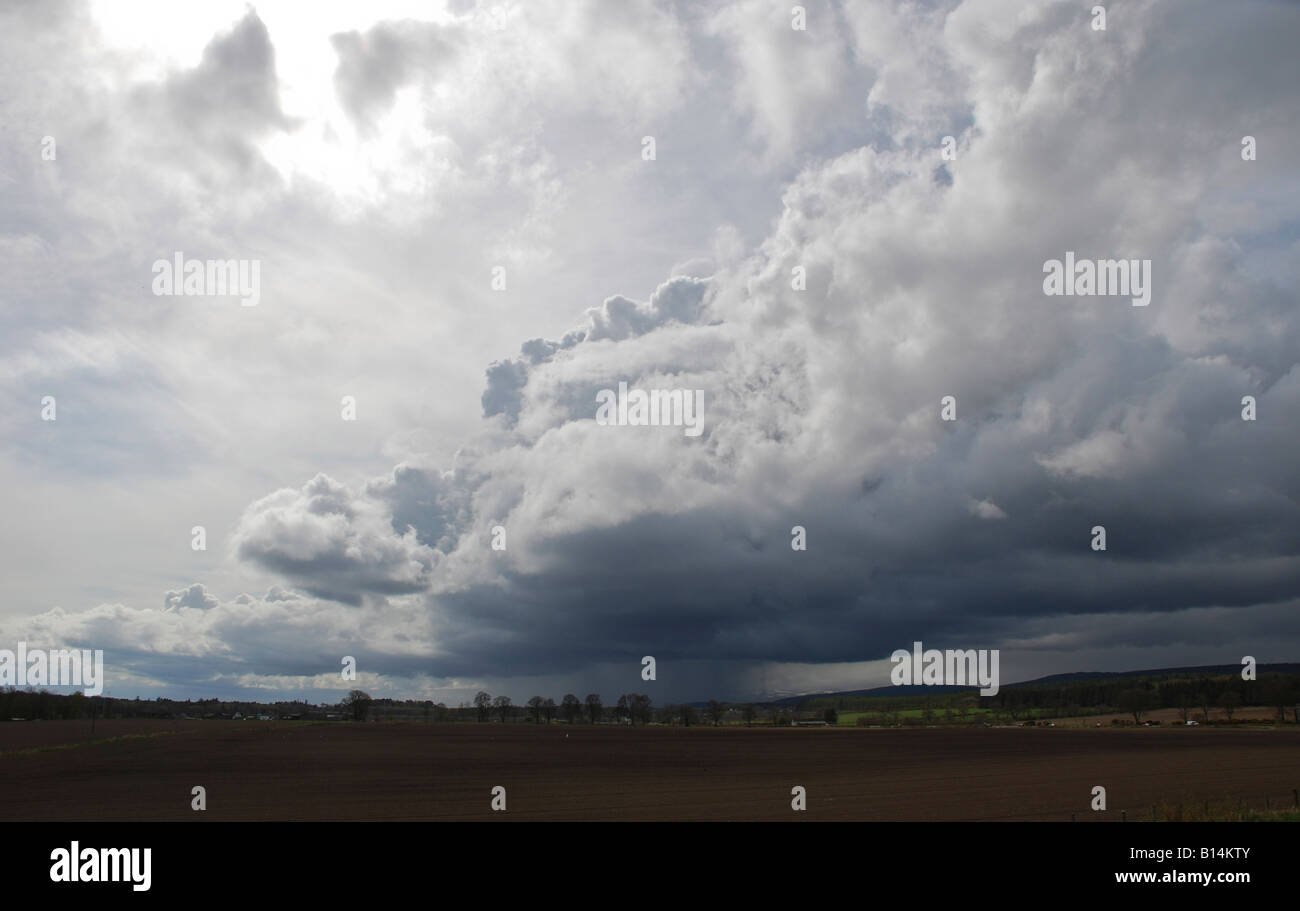 Scottish storm clouds hi-res stock photography and images - Alamy
