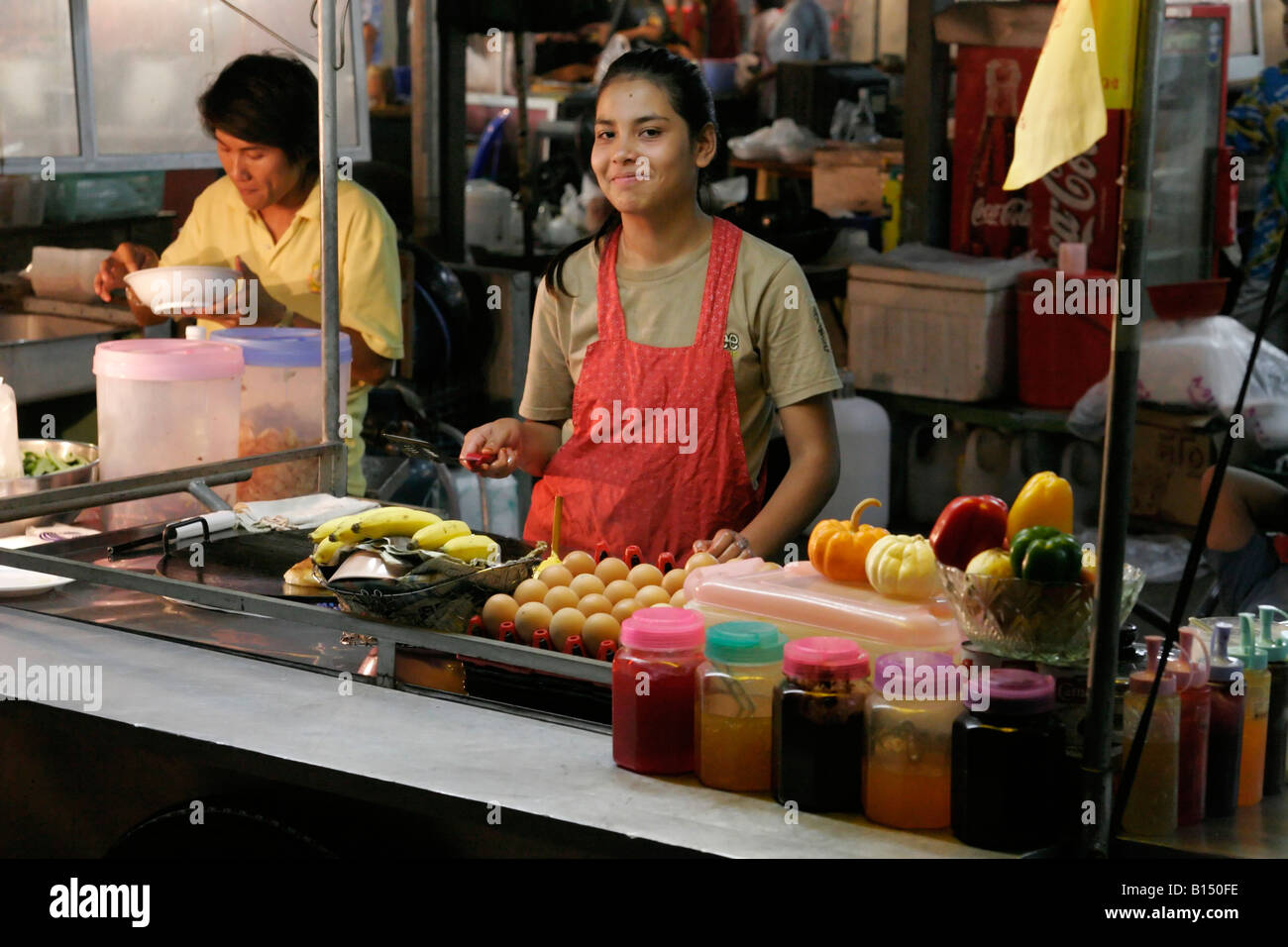 Night market in Kamphaeng Phet, Thailand Stock Photo - Alamy