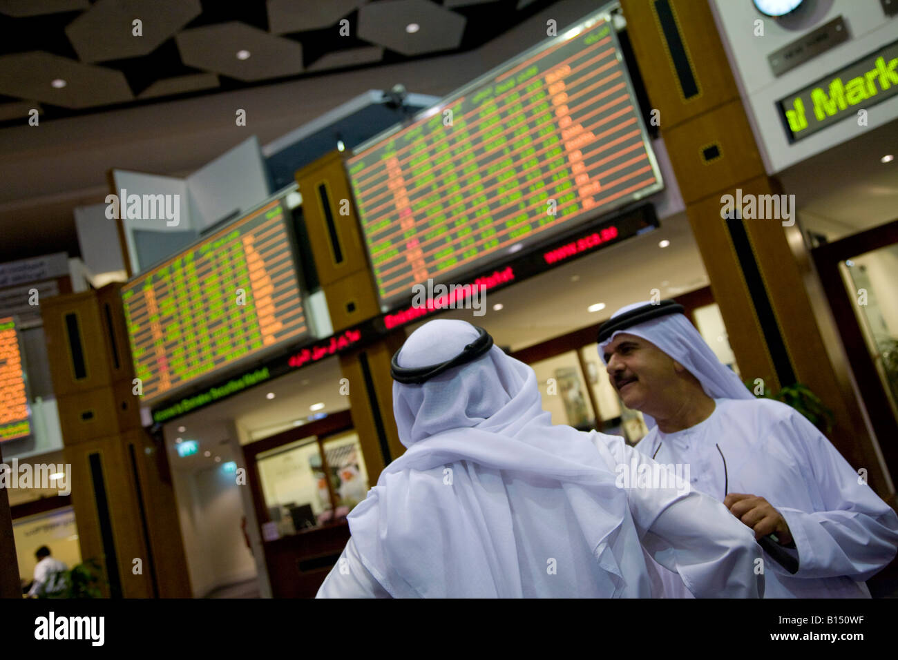 Dfm dubai financial market dubai hi-res stock photography and images ...