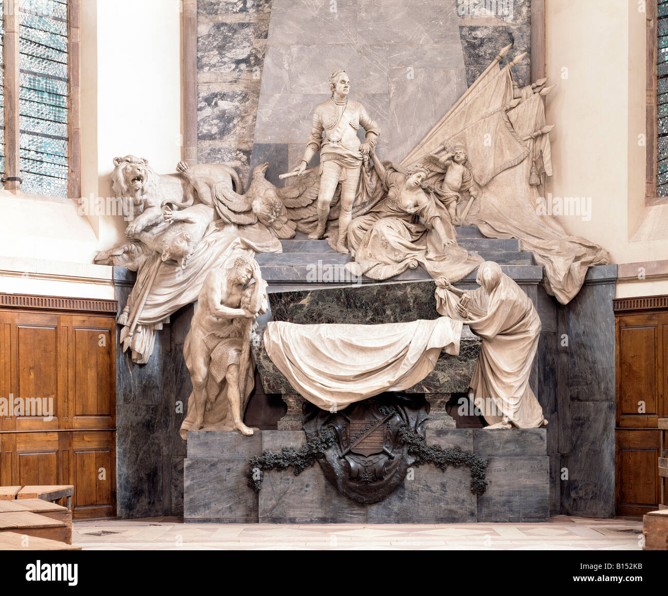 Straßburg, Strasbourg, Eglise St-Thomas, Monument de Marechal de Saxe ...