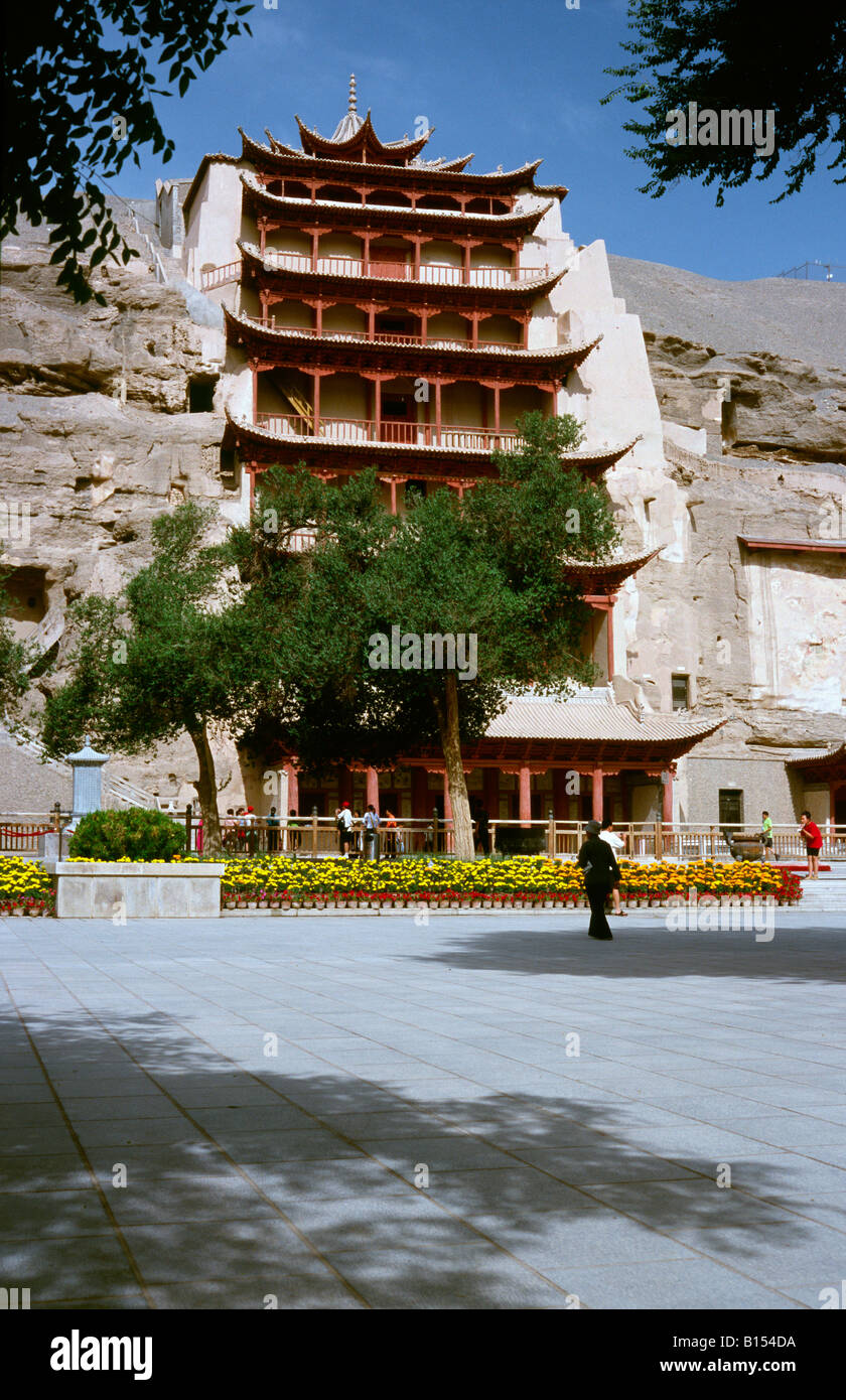 Thousand buddha caves hi-res stock photography and images - Alamy