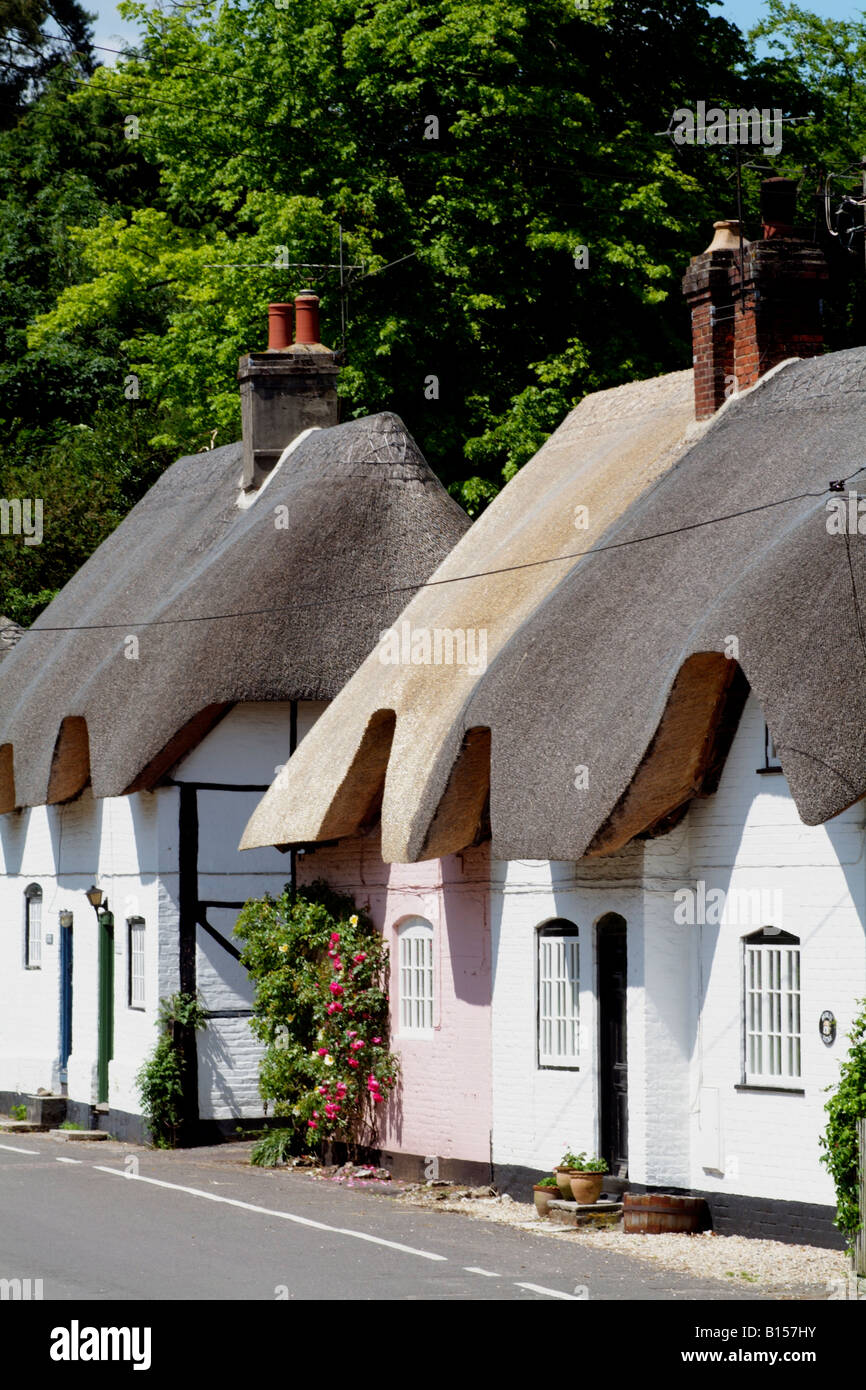 Row of English thatched cottages Hampshire England Stock Photo - Alamy