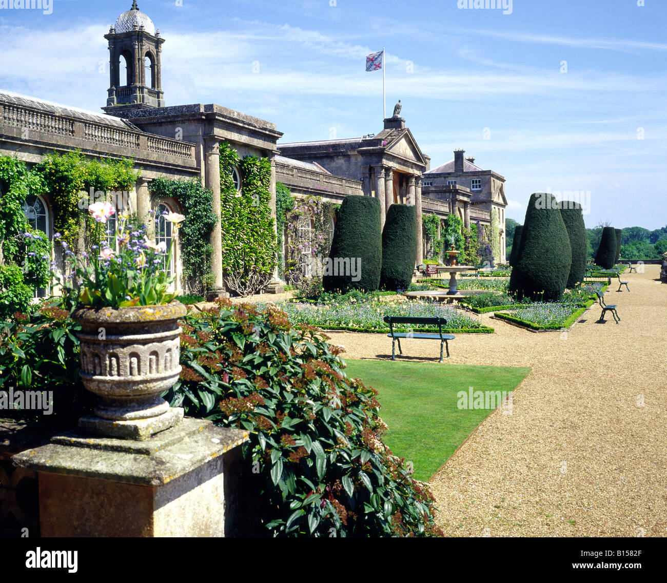 Bowood house hi-res stock photography and images - Alamy