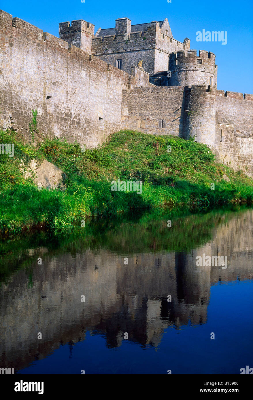Cahir Castle, River Suir, County Tipperary, Ireland Stock Photo - Alamy