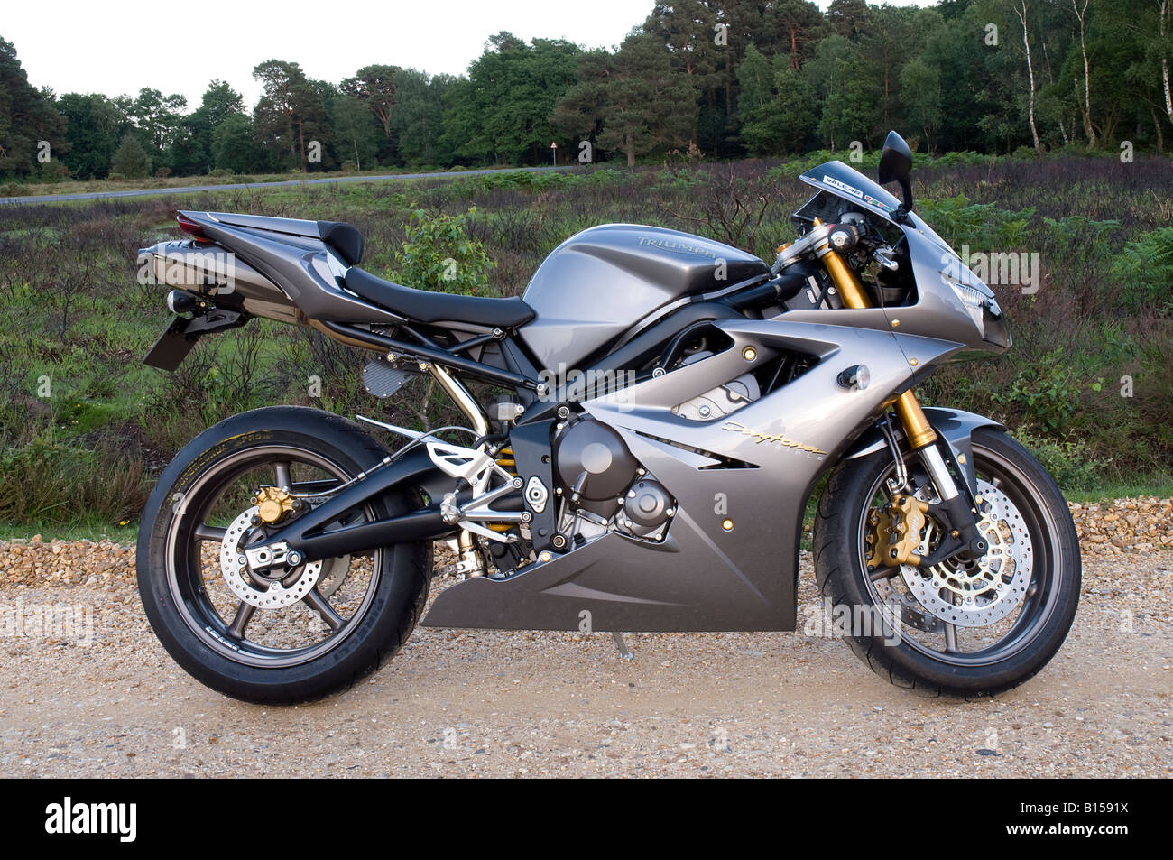 3 cylinder motorcycle hi-res stock photography and images - Alamy