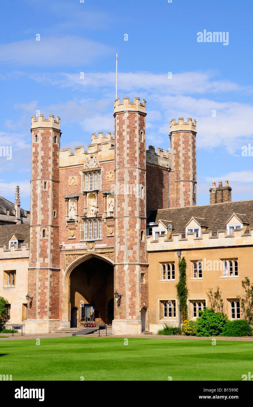 Trinity College Gatehouse, Cambridge, England UK Stock Photo - Alamy