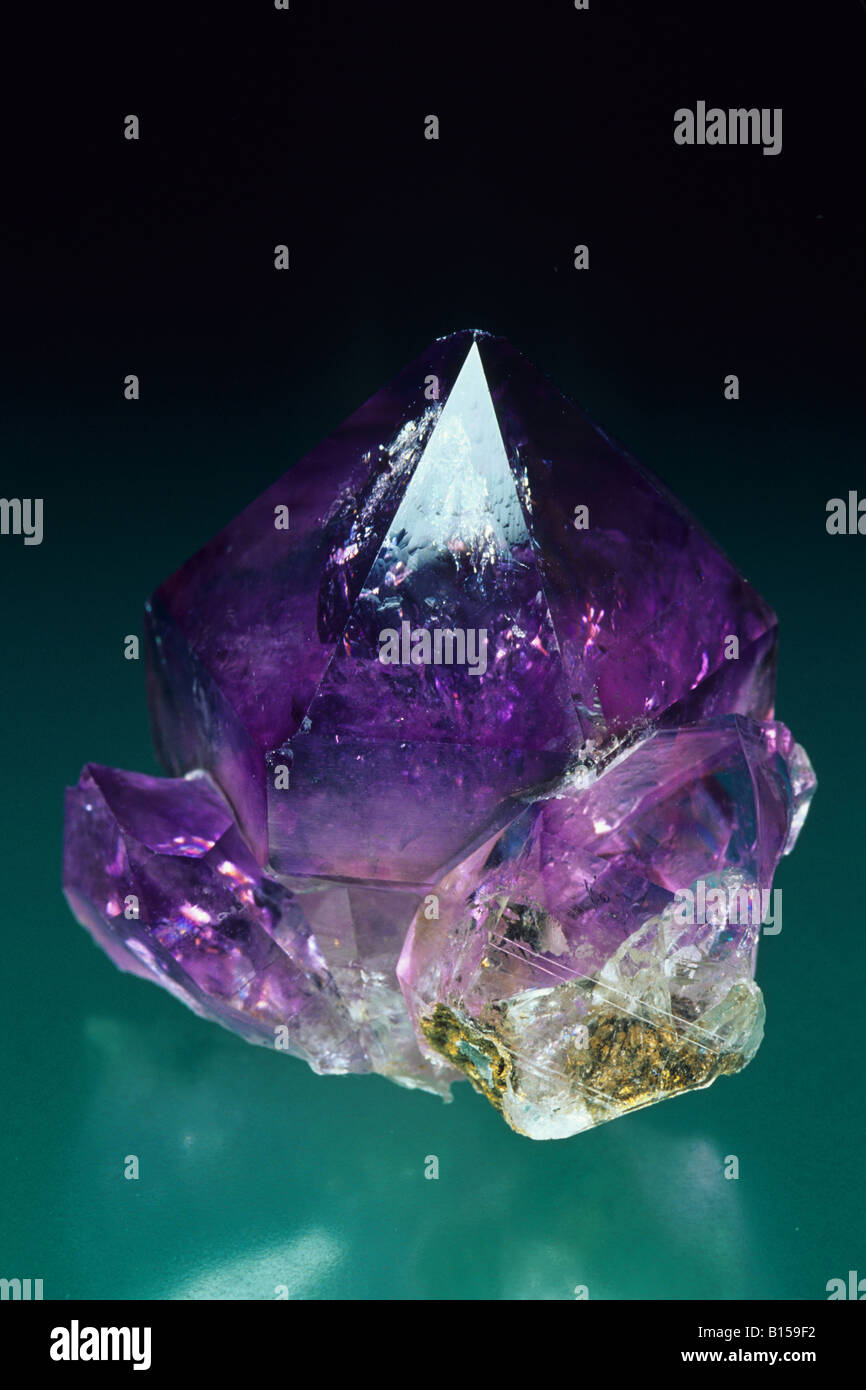 Amethyst Quartz Crystal Stock Photo - Alamy