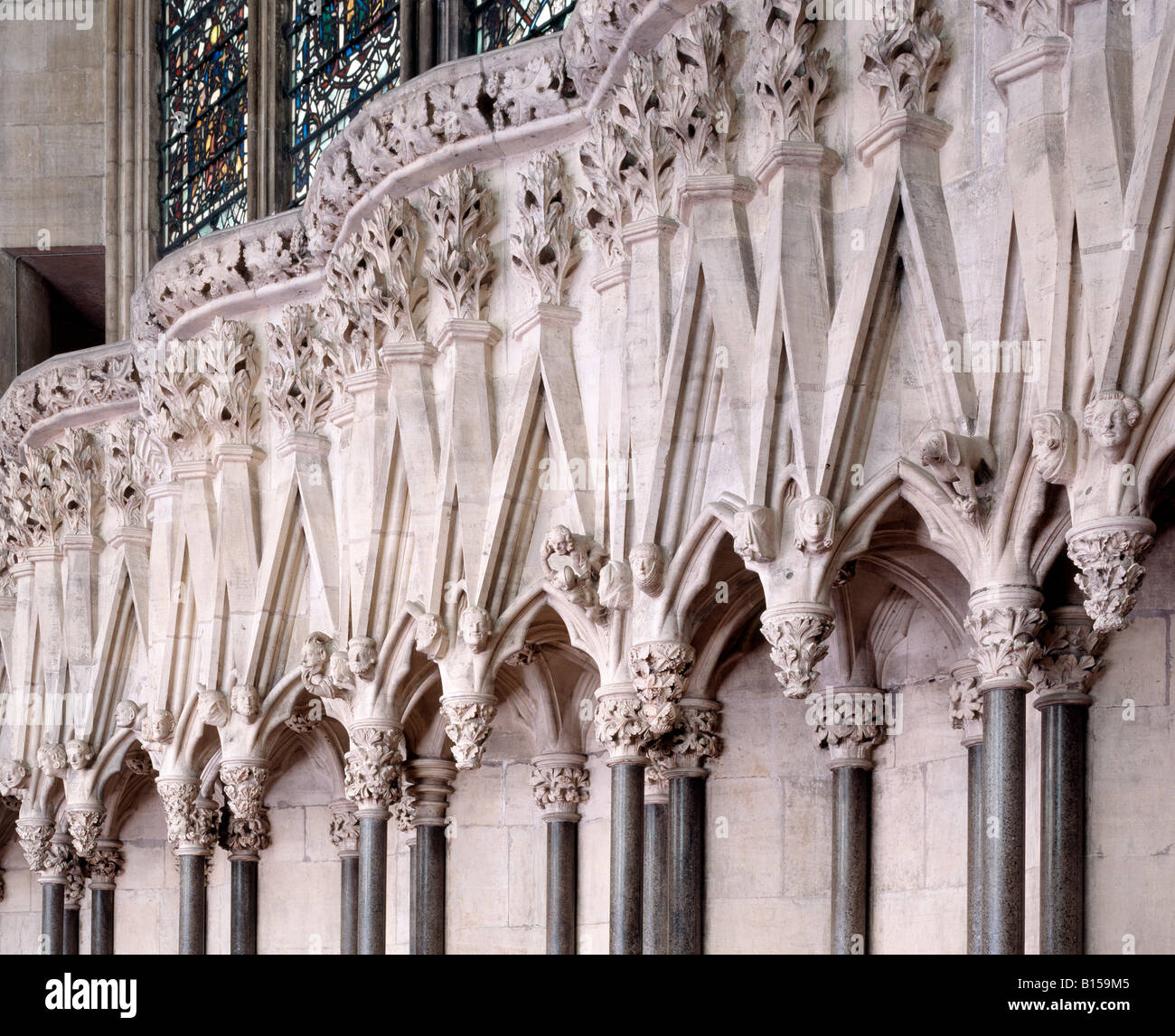 York, Kathedrale, cathedral, Chapter House, Kapitelsaal, Interior ...