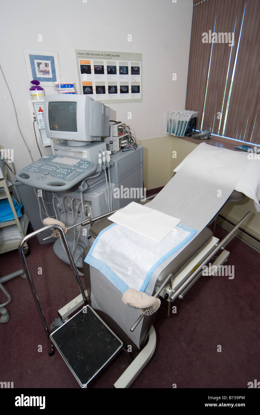 Ultrasound equipment and examine room Stock Photo - Alamy