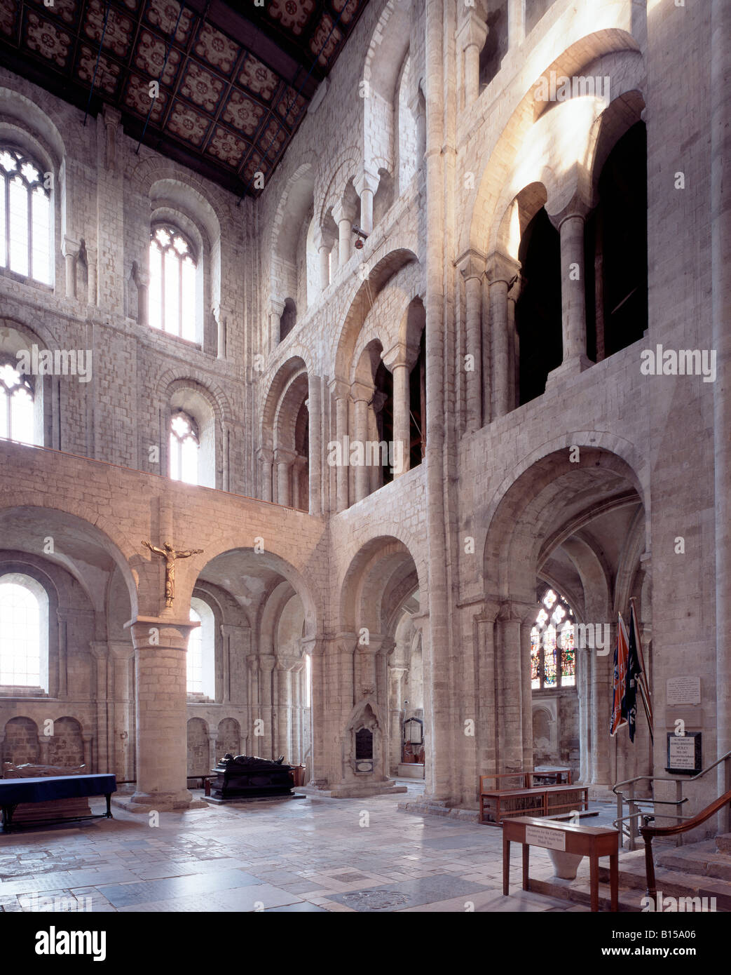 Winchester, Kathedrale, cathedral, Interior in the north crossing Stock ...
