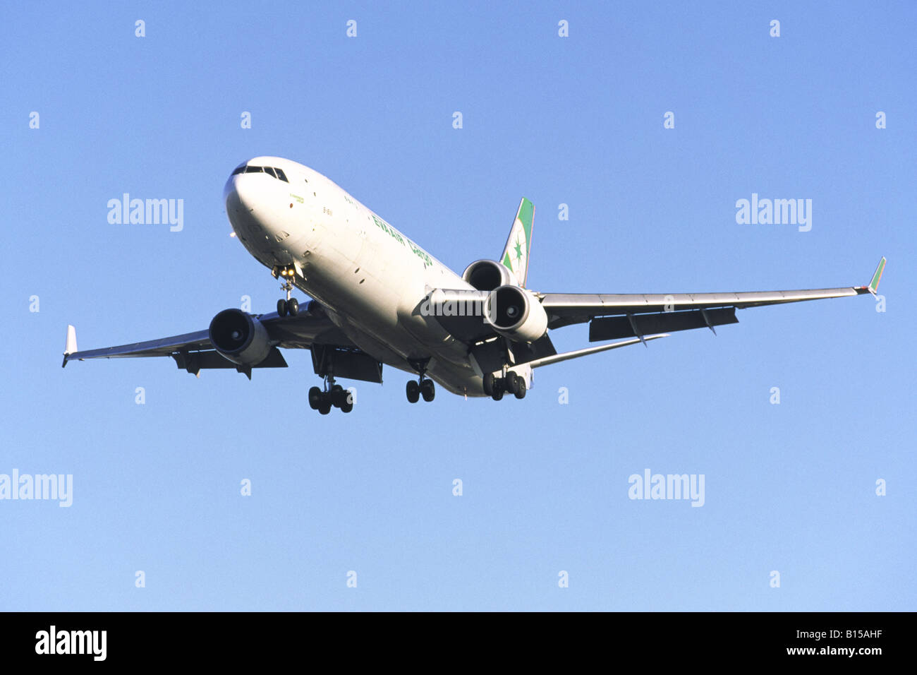 McDonnell-Douglas MD-11 operated by Eva Air Cargo on approach to ...