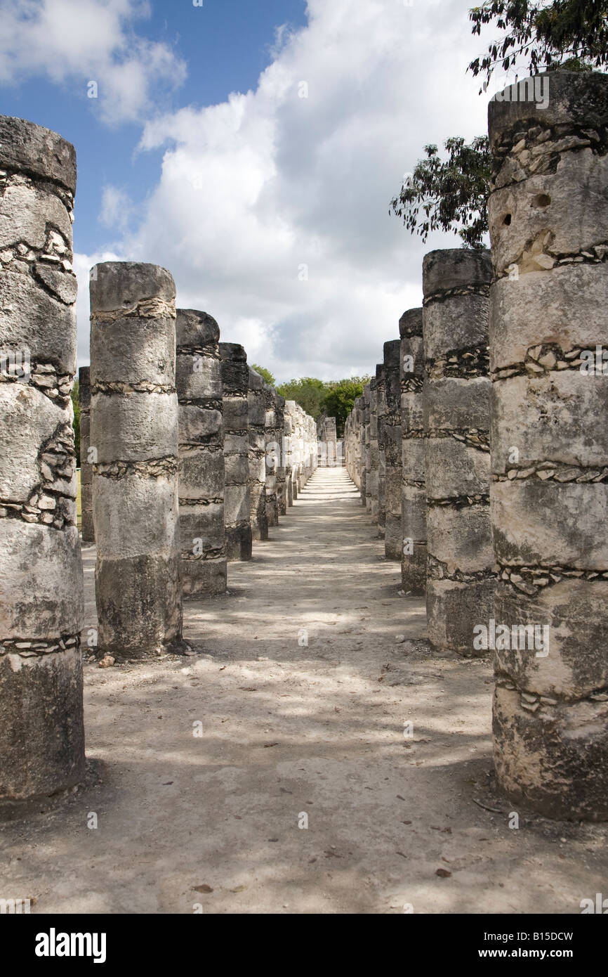 Ancient Mayan temples at Chichen Itza Mexico Stock Photo - Alamy