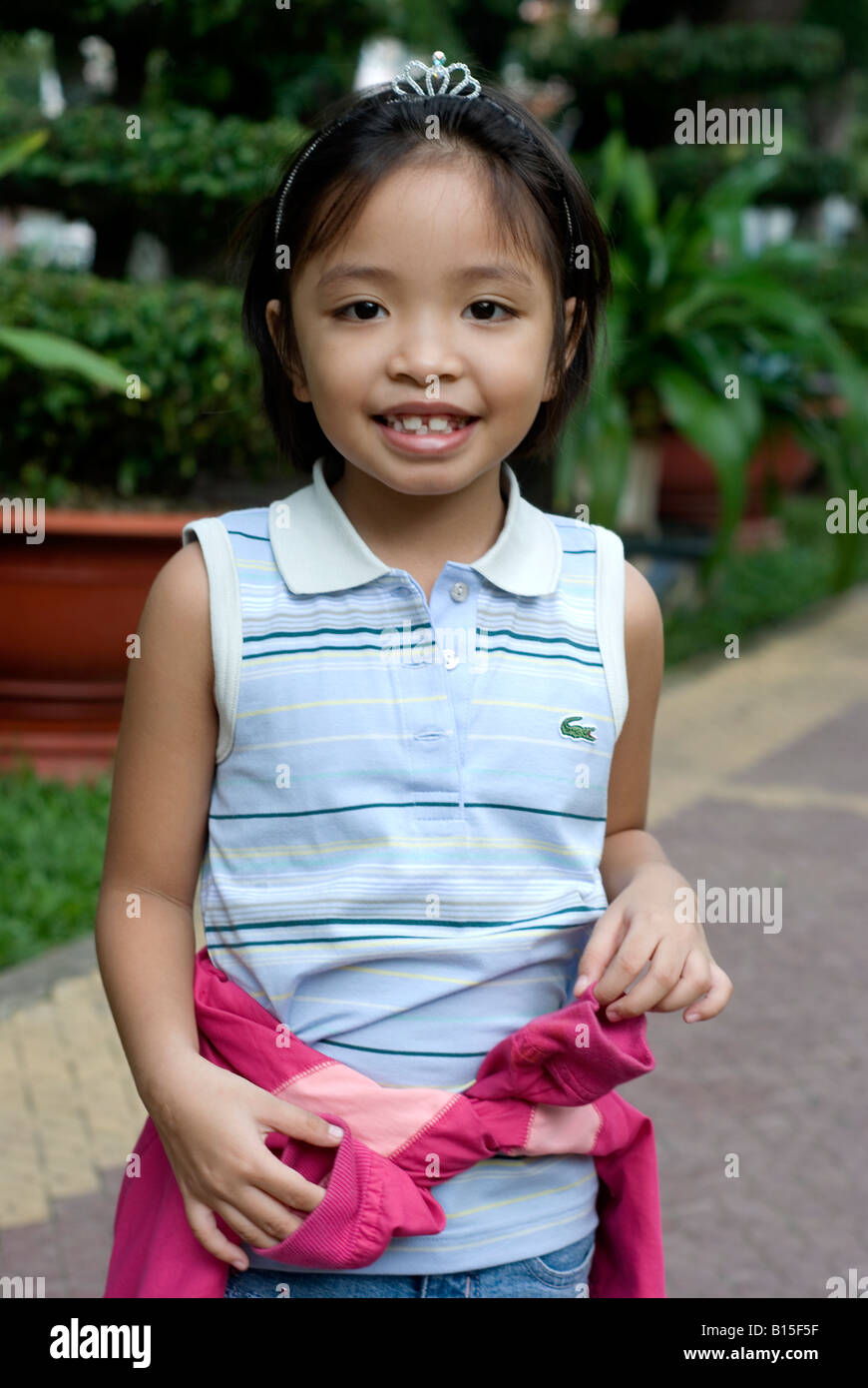 vietnam ho chi minh city girl in cong vien van park Stock Photo - Alamy