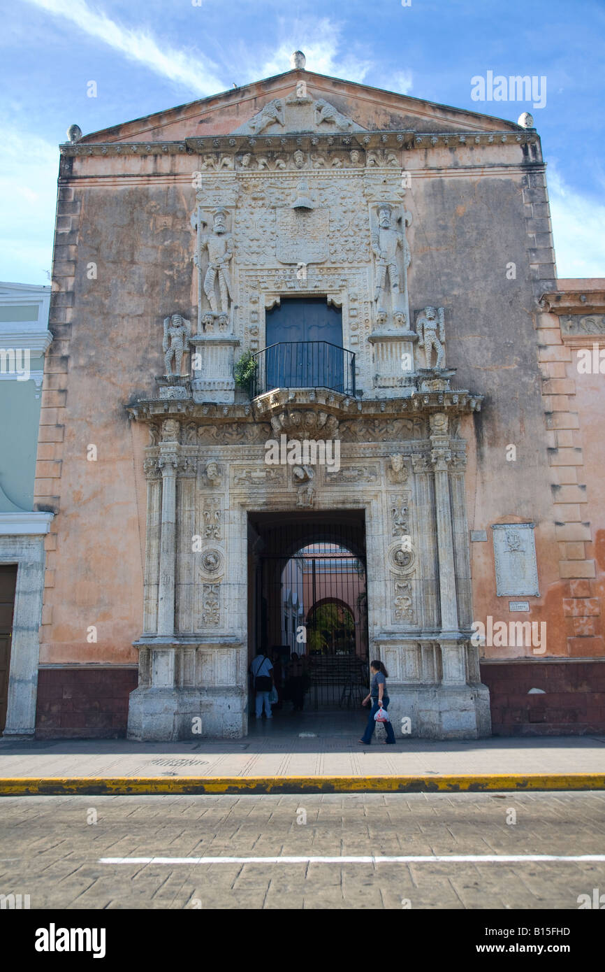 Town square in Merida Yucatan Mexico Stock Photo - Alamy