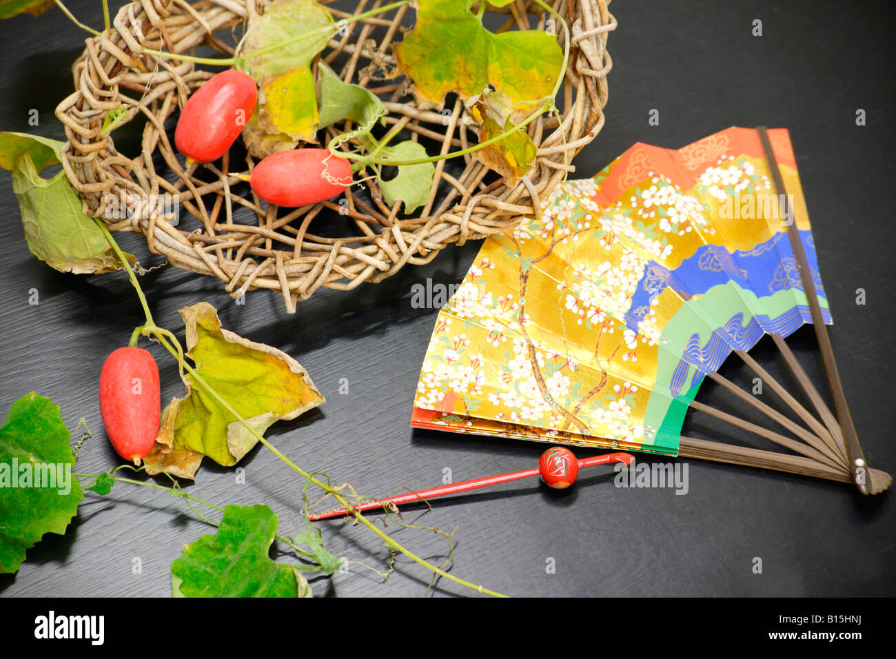 Stem leaf snake hi-res stock photography and images - Alamy