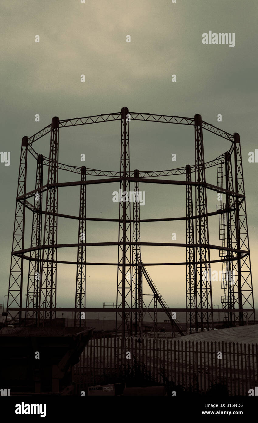 Reservoir of gass hi-res stock photography and images - Alamy