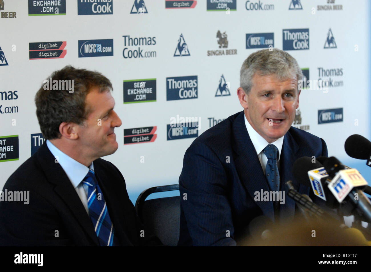 mark hughes and garry cook at press conference Stock Photo - Alamy